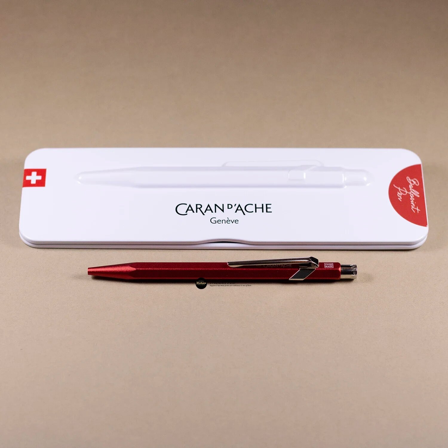 Caran D'Ache 849 COLORMAT-X2023 радужная авторучка Красный, rose Red