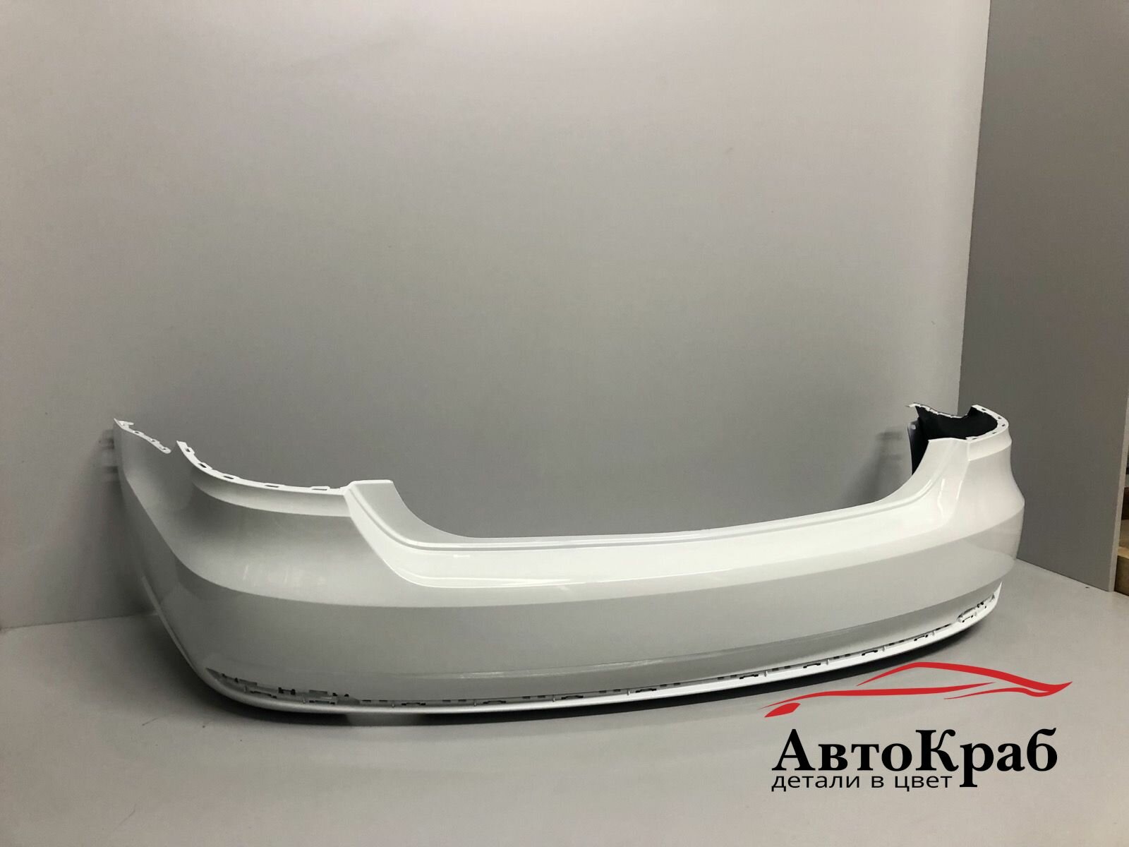 Бампер задний в цвет для Фольксваген Поло рестайлинг 2015 - 2020 г. C9A - белый