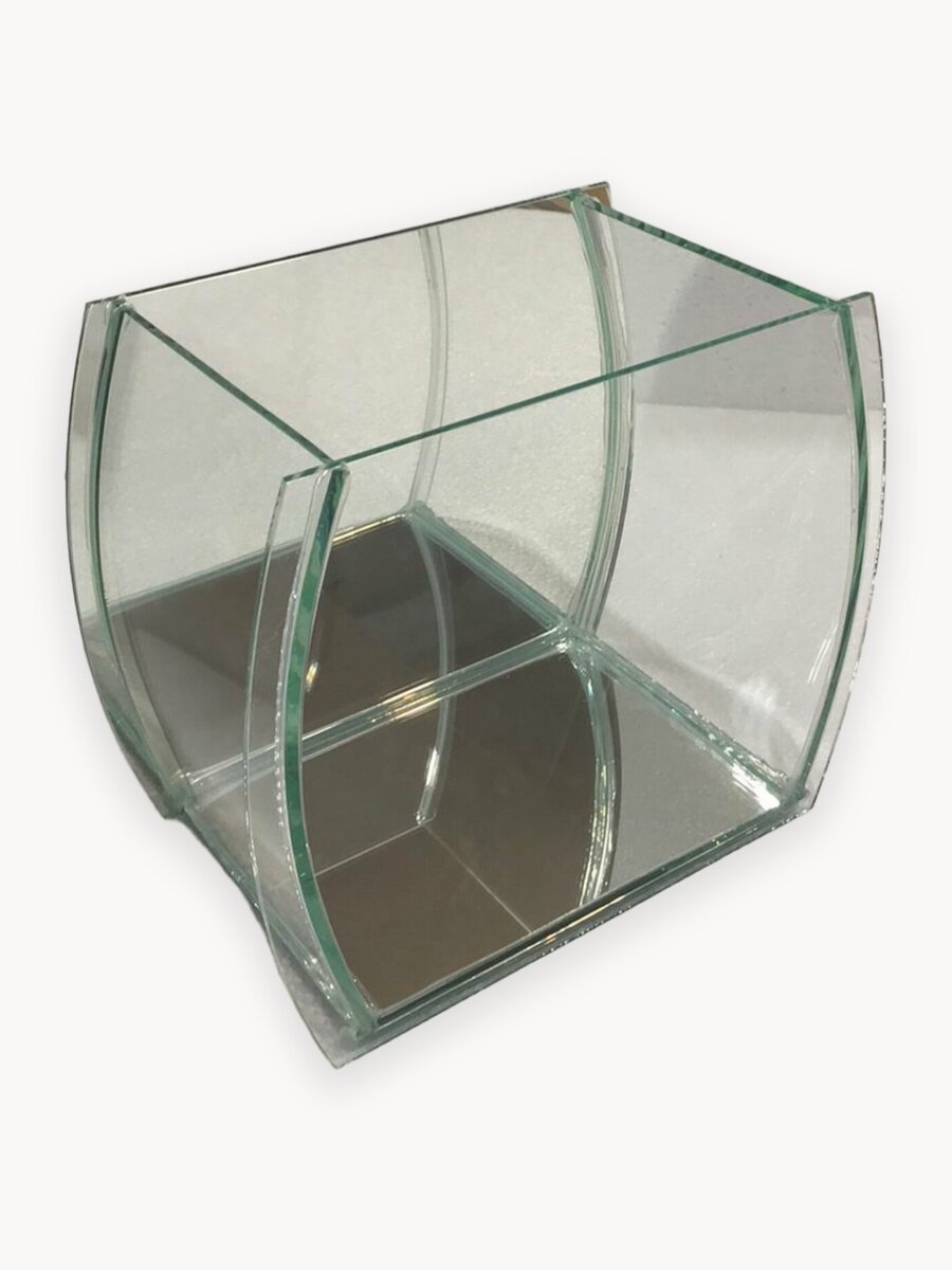 Аквариум фигурный, 5литров, 20х22х16см, гнутое стекло, зеркальная стенка, без крышки, для петушка, креветок.