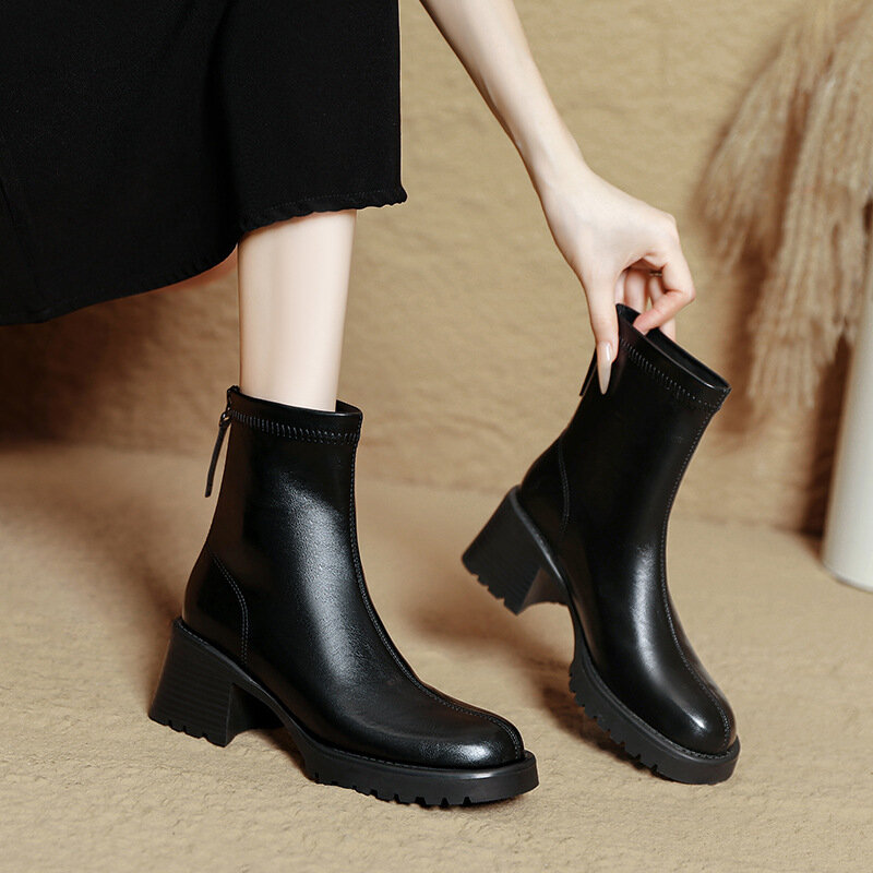 MOOCIE Женские ботинки Martin на толстой подошве в британском стиле, новинка осени и зимы 2025 года, женские ботинки до середины голени на толстом каблуке, короткие ботинки на высоком каблуке с мягкой поверхностью