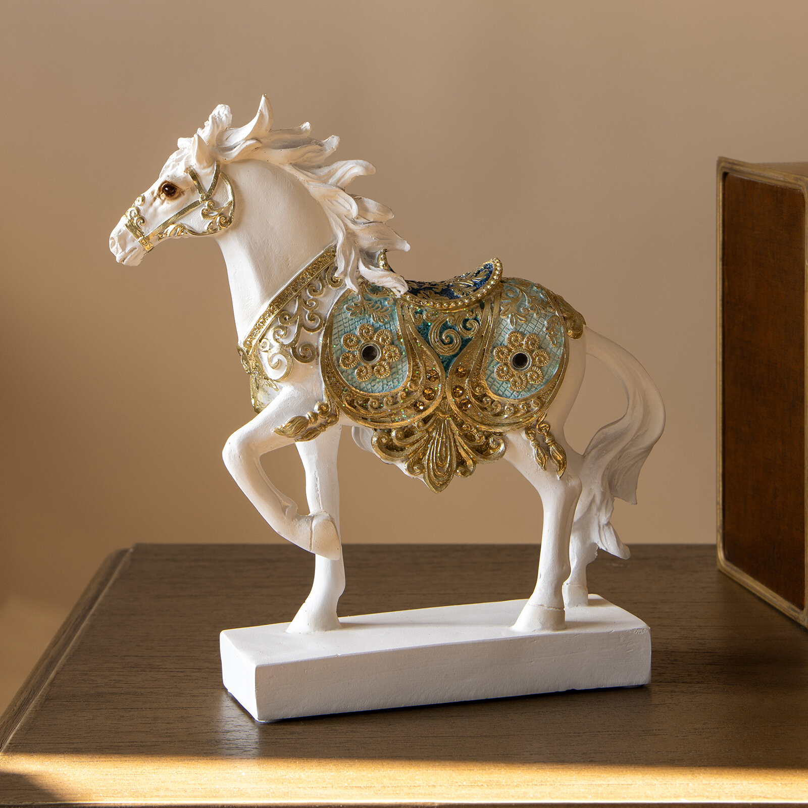 Фигурка лошадь 20*5*21 см KSG-79-282