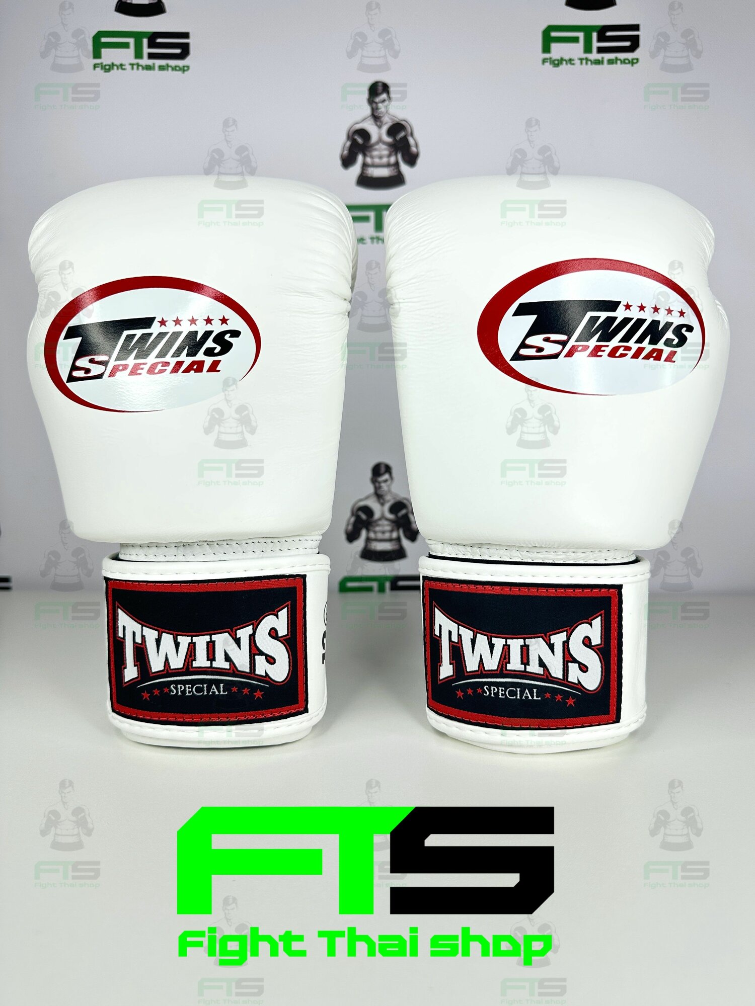 Боксерские перчатки Twins Special 16 унций белые BGVL3