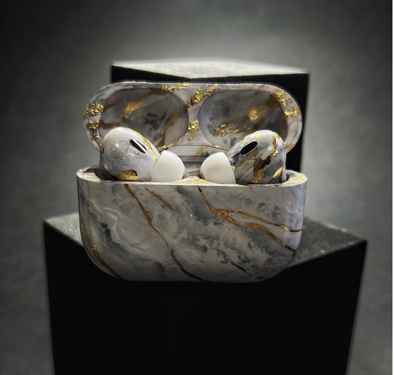 Наушники AirPods Pro 3 (ANC, MagSafe, 2025) "Custom white Stone"