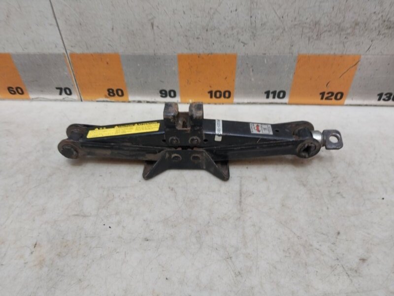 Б/У Домкрат Toyota Corolla 2006 ZZE120, ZZE121, E120 453335 TOYOTA арт. 0911102020