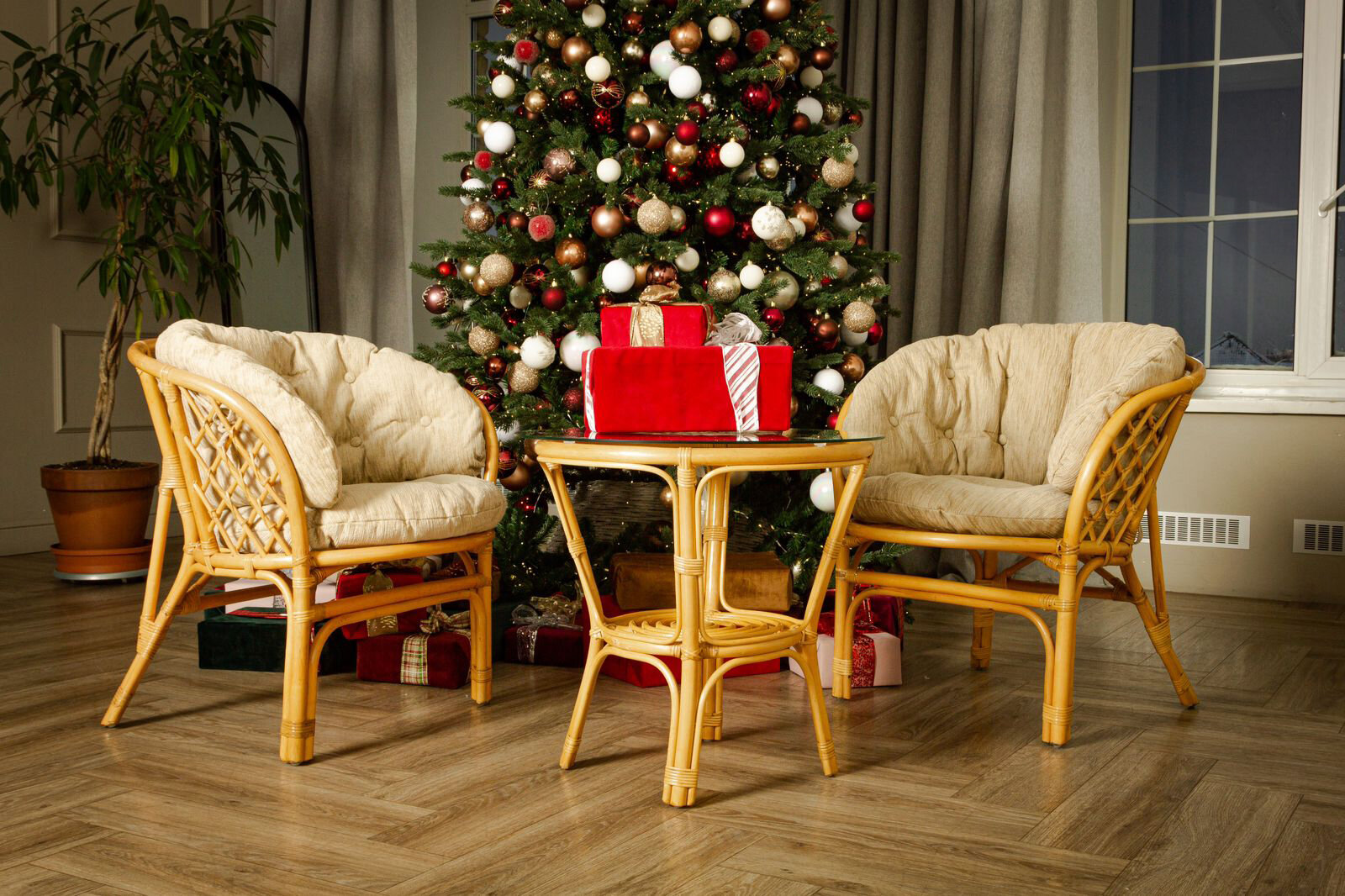 Комплект из натурального ротанга Багама с большими бежевыми подушками, цвет мед