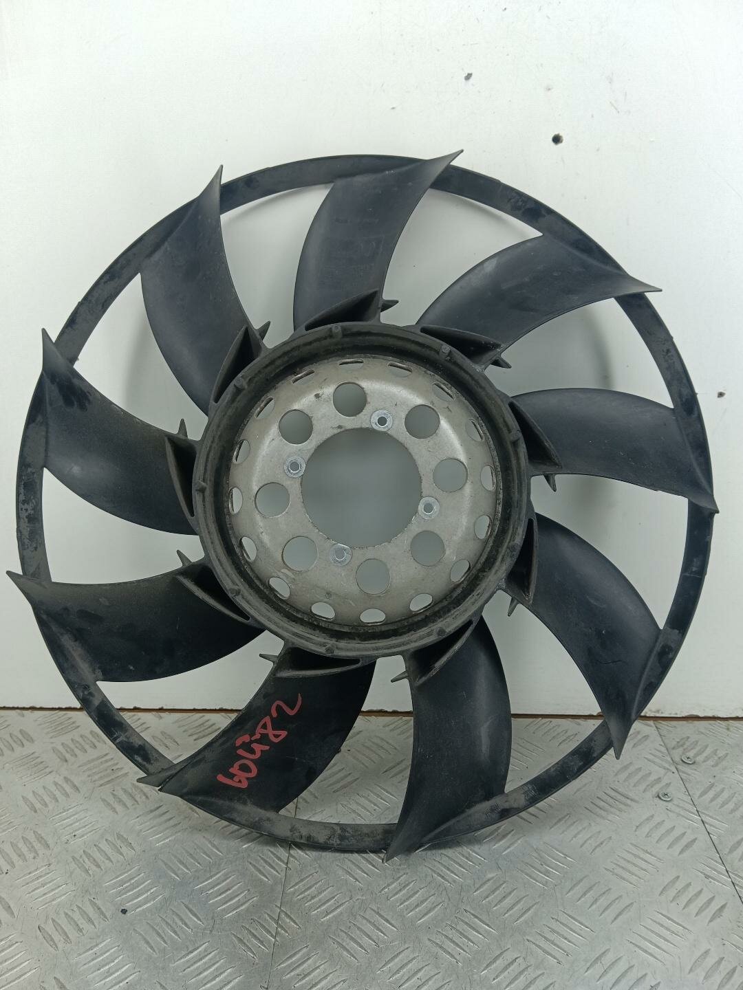 Крыльчатка вискомуфты Land Rover Discovery 3 L319 2007