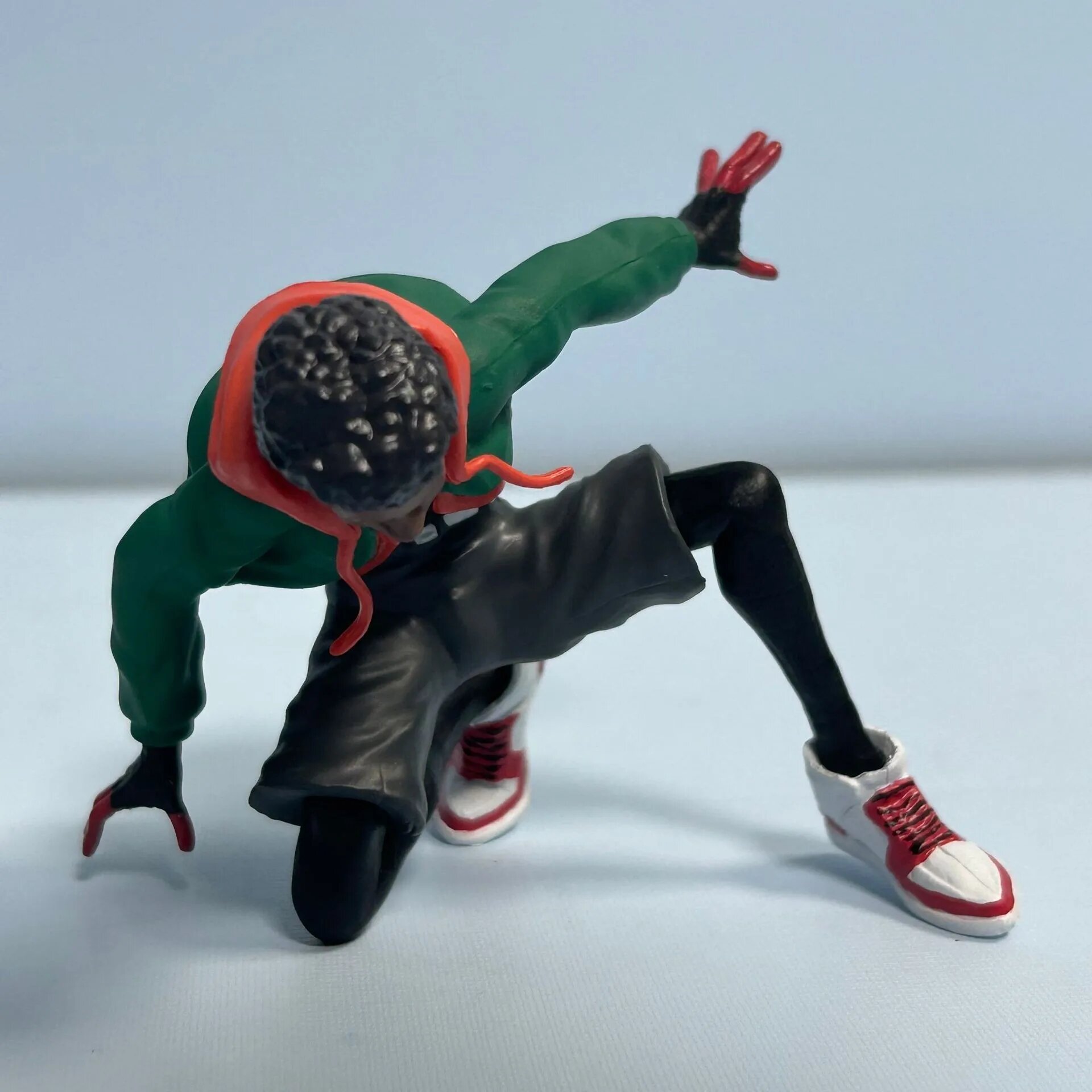 Фигурка Майлз Моралес Spider-Man B, 10см