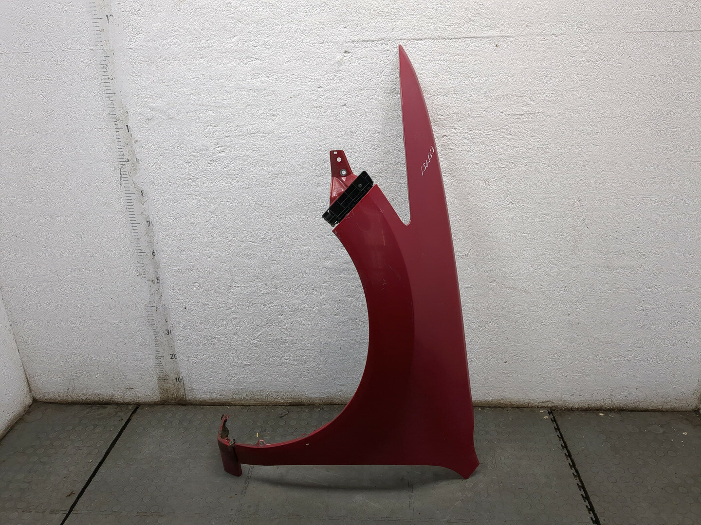 Крыло левое переднее Honda Accord 8 Б/У