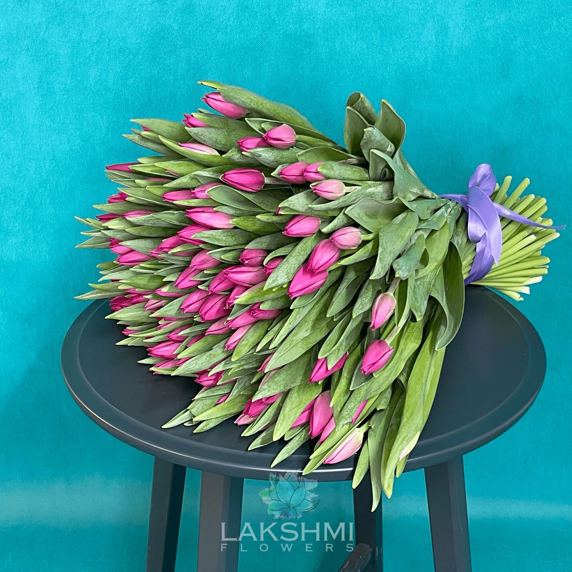 101 фиолетовый тюльпан / Букет из 101 фиолетового тюльпана под ленту