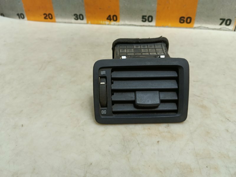 Б/У Дефлектор воздушный Hyundai Tucson 2006 JM Лев. 466195 Hyundai-KIA арт. 974802E000