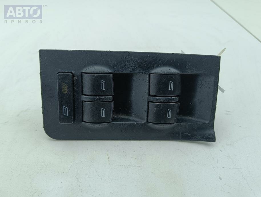 Блок кнопок управления стеклоподъемниками Audi A6 C5 (1997-2005)