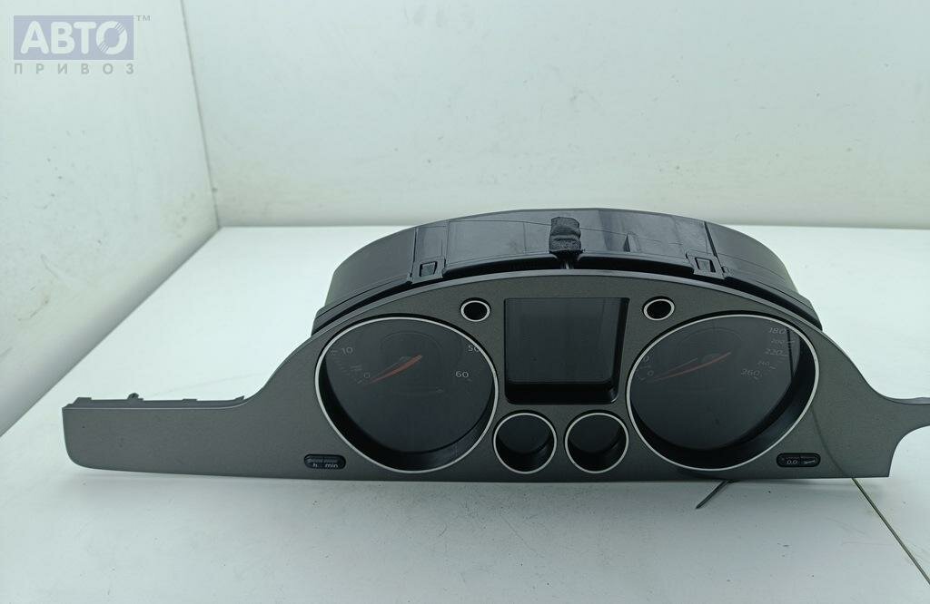 Щиток приборный (панель приборов) Volkswagen Passat B6