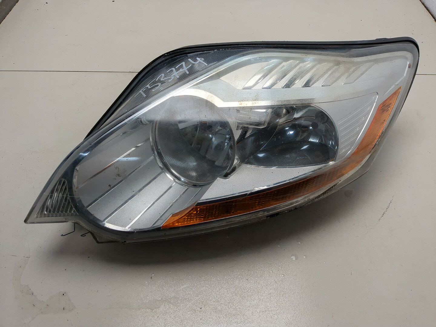 Фара (передняя) левая Ford Kuga Б/У