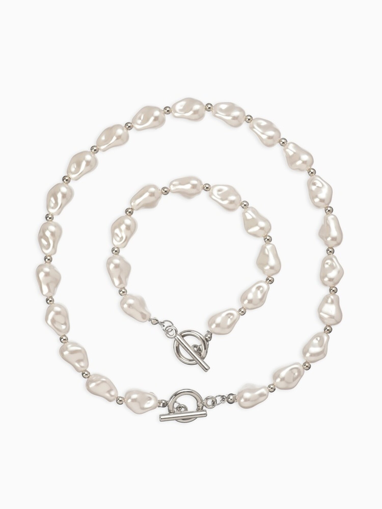 Комплект бижутерии: колье, браслет