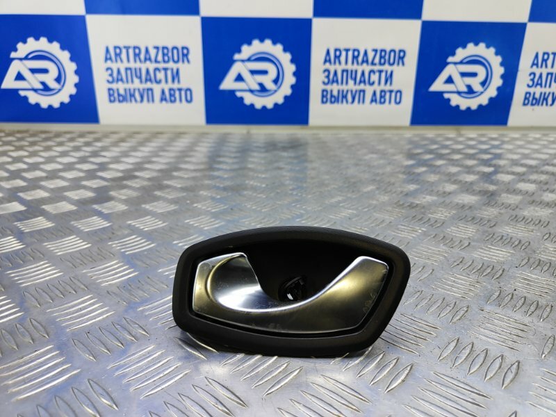 Б/У Ручка двери задней внутренняя левая Renault Fluence / Рено Флюэнс 1.6 K4MV838 106 Л.С 2010