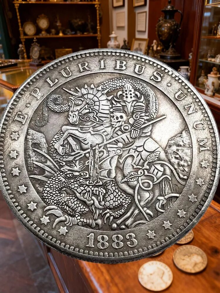 1 Монета с памятным значком с бродячим черепом, подходящая для сбора подарков