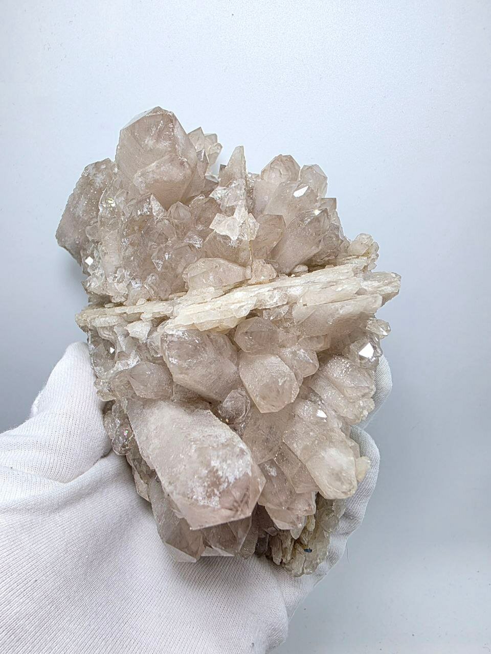 Друза кварца 169 мм, 1053 г.