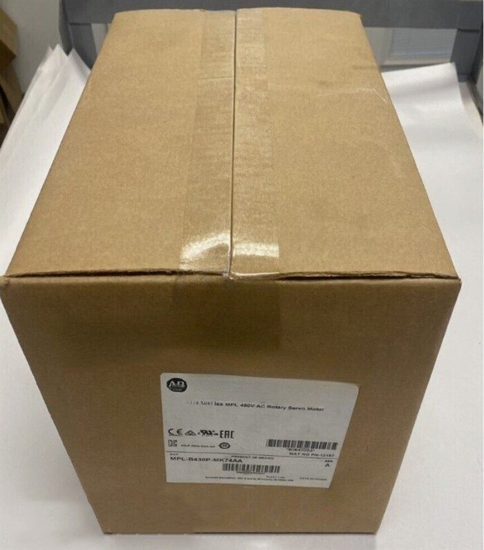 Модуль Allen-Bradley MPL-B430P-MK74AA