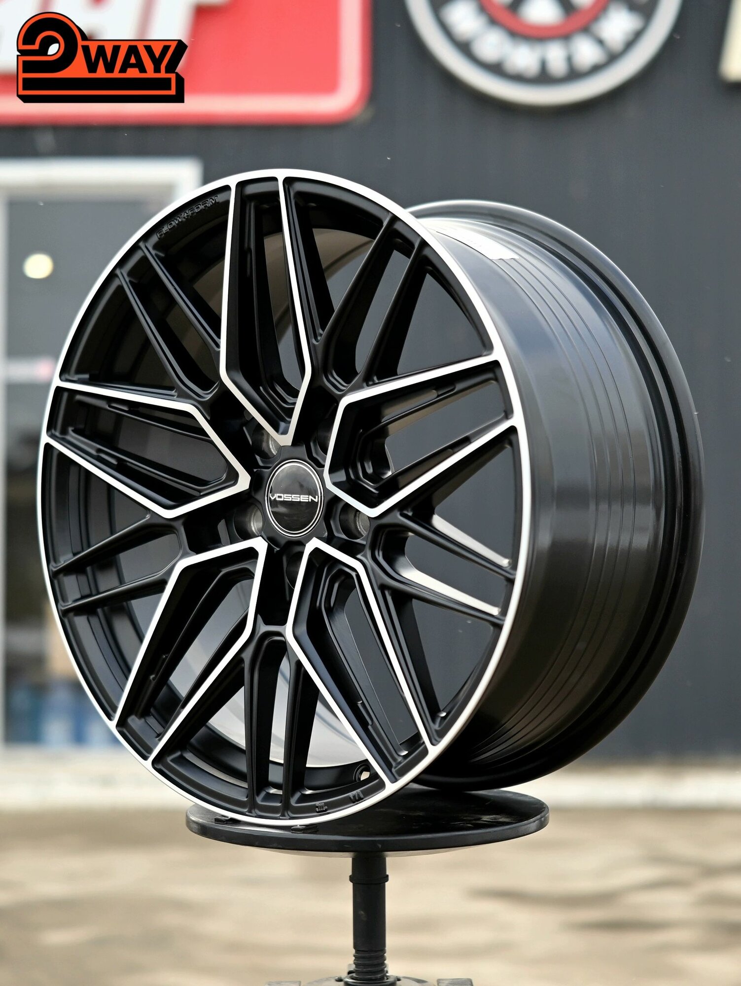 Литой диск Taigiro Vossen, HF7, стиль, R18, 8.5 J, ET38, 5x114,3, черный, матовый