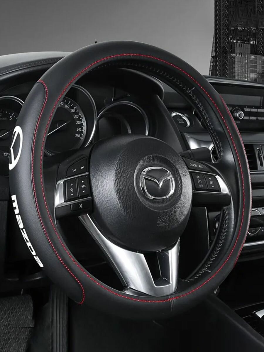 Премиальная оплетка на руль Шевроле / Chevrolet Monza, Onix, Tracker, Trax, Sonic и др. Чехол 37-39см на руль D-образной формы со Скошенным низом