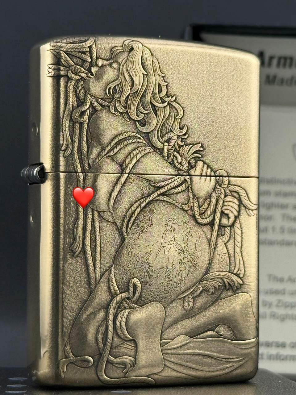 Бензиновая зажигалка zippo armor