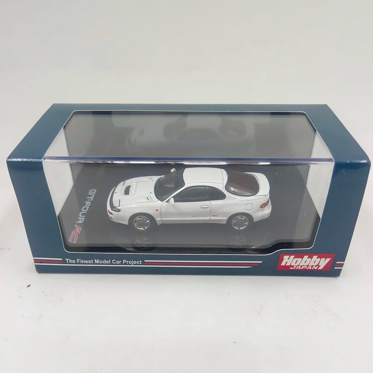 Модель автомобиля WELLY Celica GT-FOUR RC ST185 1/64