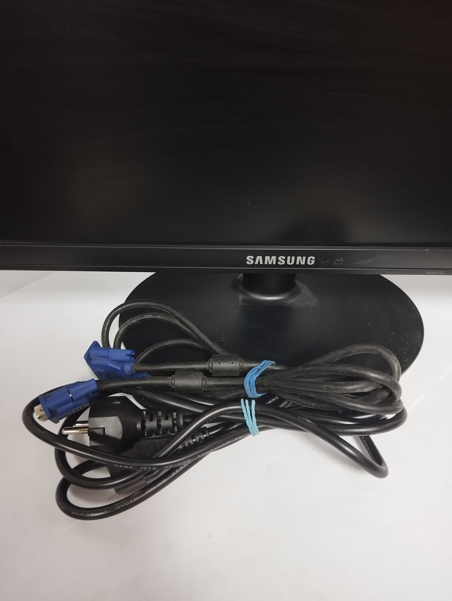 Монитор Samsung EX1920 18.5" — фото 1