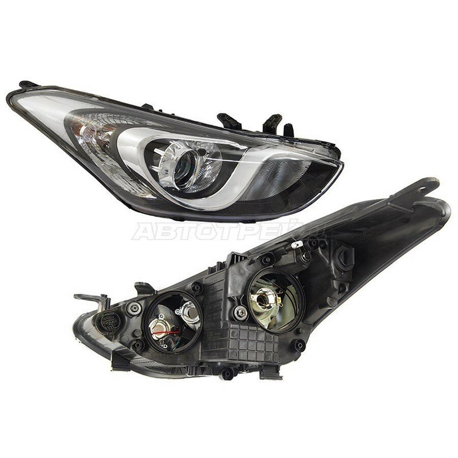 SAT ST2211161R Фара Hyundai i30 11-17 (Справа/ Галоген/ Ручная регулировка)