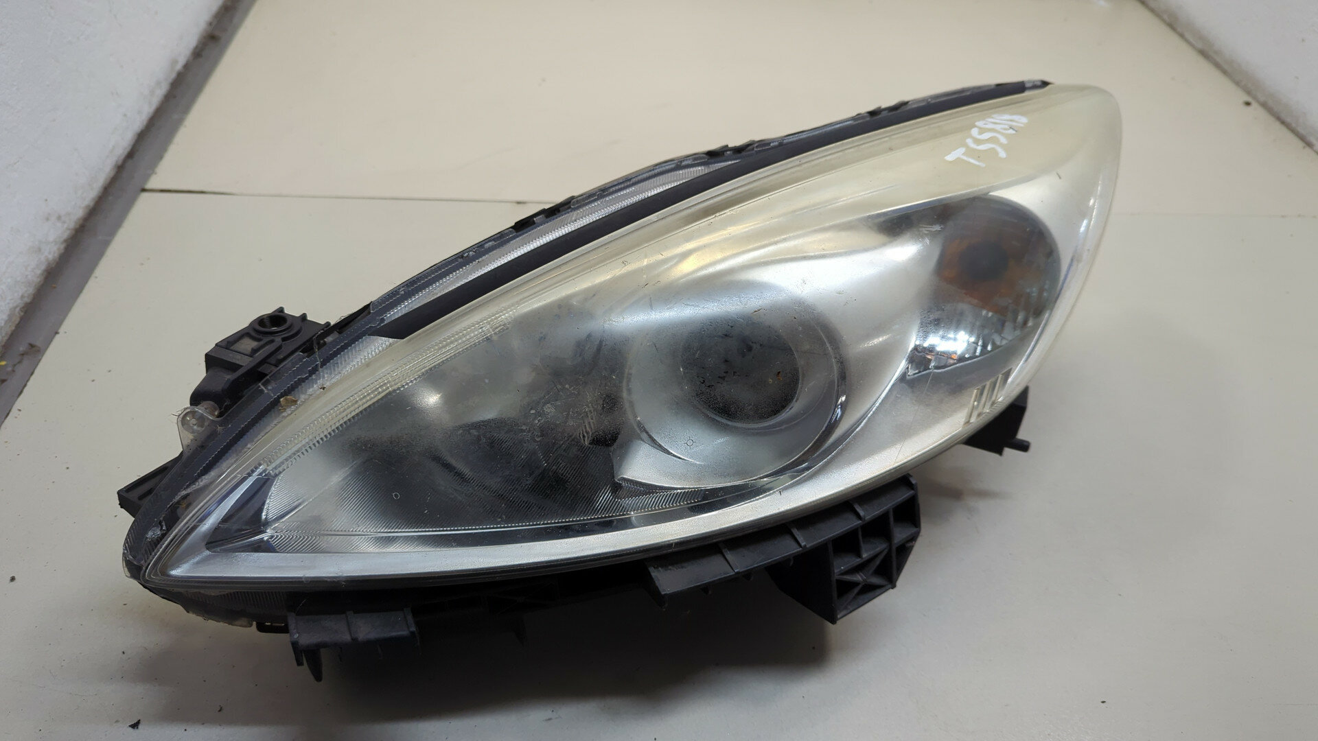 Фара (передняя) левая Mazda 5 Б/У