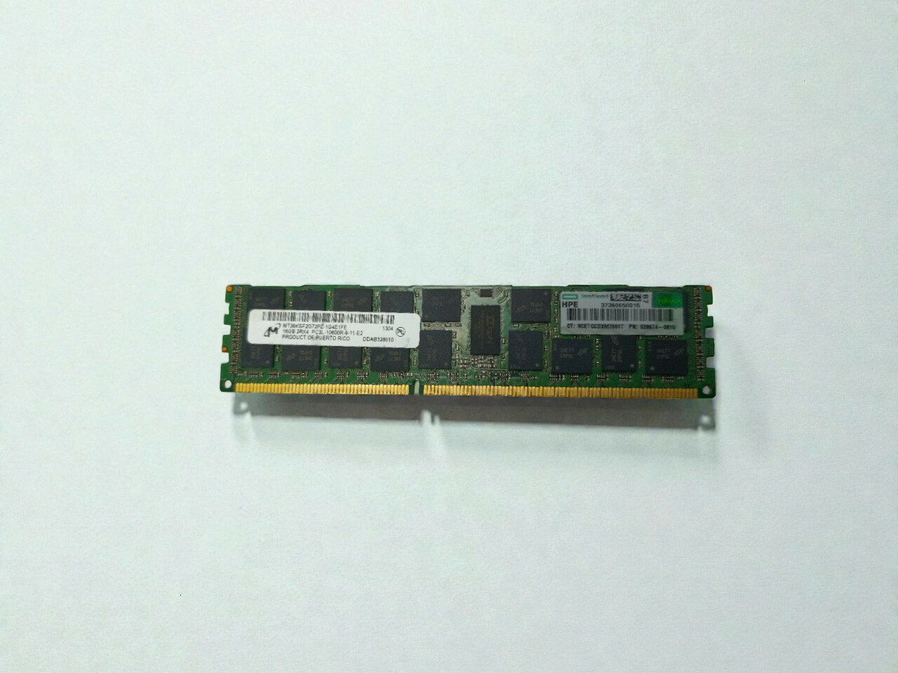 Модуль памяти 16Gb (PC3L-10600R) Micron MT36KSF2G72PZ-1G4E1 1600MHz 1,35V Поддержка ECC Буферизованная (Registered)