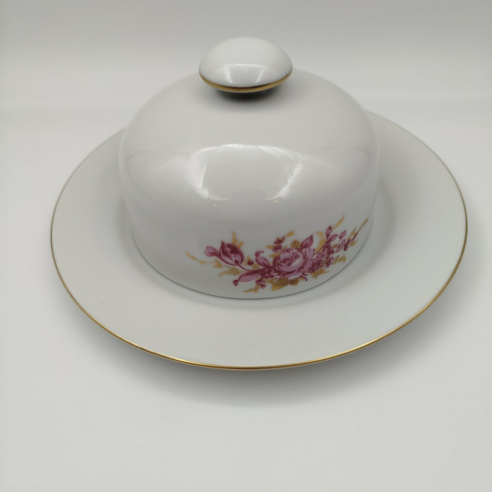 Масленка с цветочным декором, фарфор, деколь, золочение, Graf Von Henneberg Porzellan
