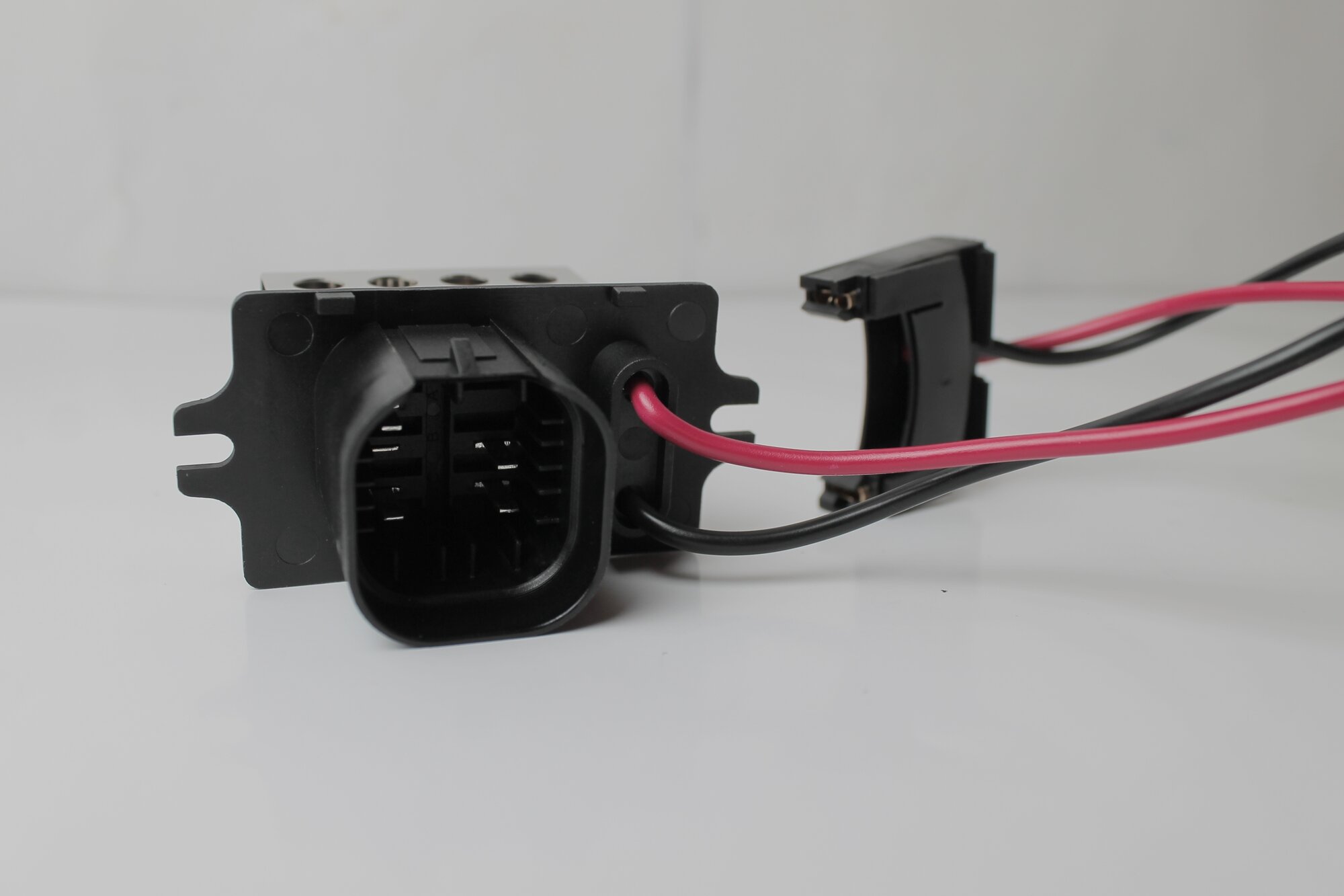 Резистор вентилятора отопителя (печки) RENAULT Clio, Kangoo NISSAN Kubistar