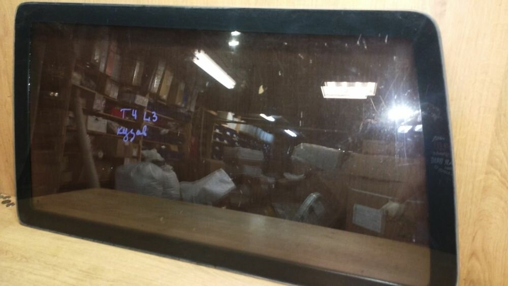 Стекло боковое двойное Volkswagen Transporter T4 703845331