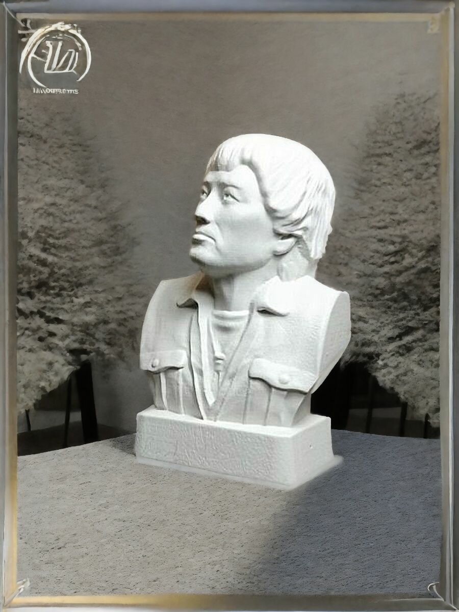 Бюст Цой в рубахе из камня BZ357 на цоколе. 70мм. Белый