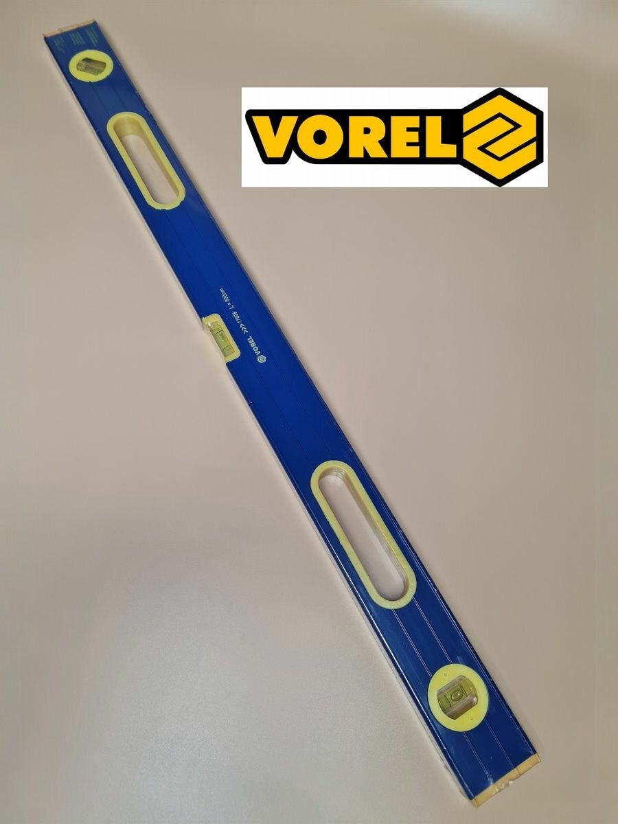 Уровень VOREL 3х глазковый 800 мм с 2 ручками 17608