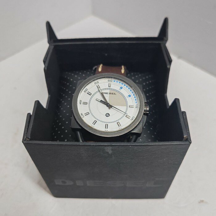 Наручные часы Diesel DZ-1576