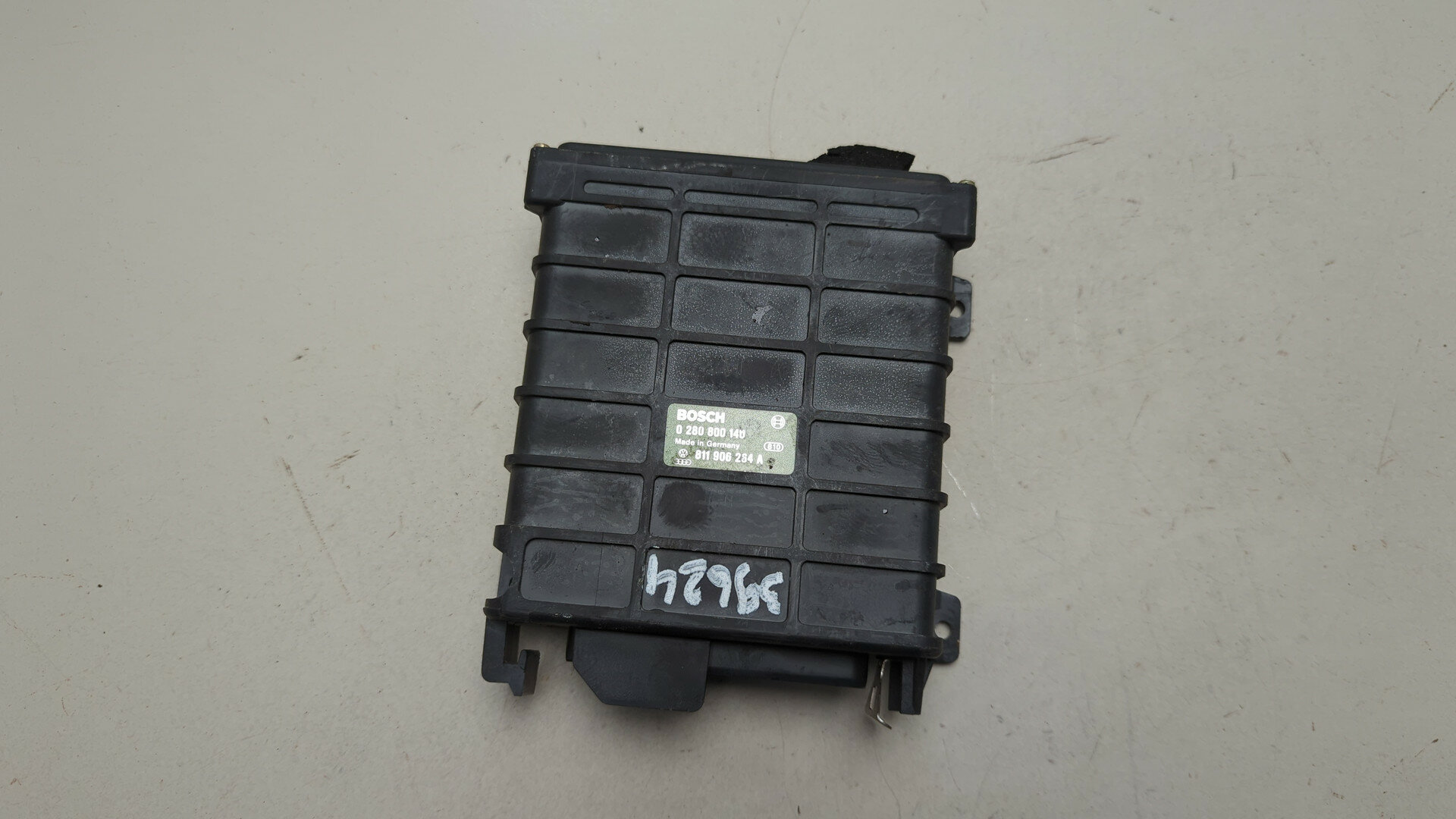 Блок управления двигателем Audi 80 (B3) Б/У