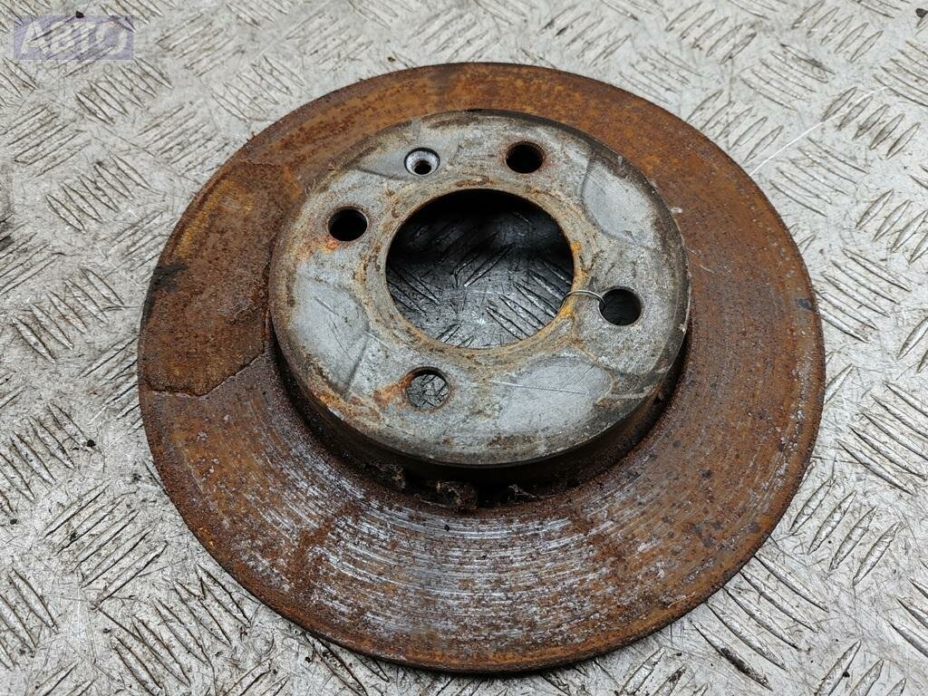 Диск тормозной передний Volkswagen Passat B4