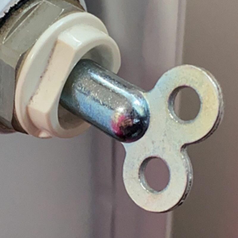 Ключ для крана Маевского