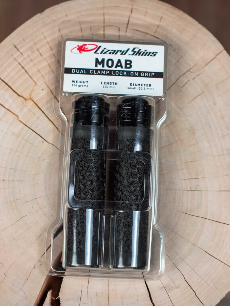 Грипсы Lizard Skins Moab Lock-On Black