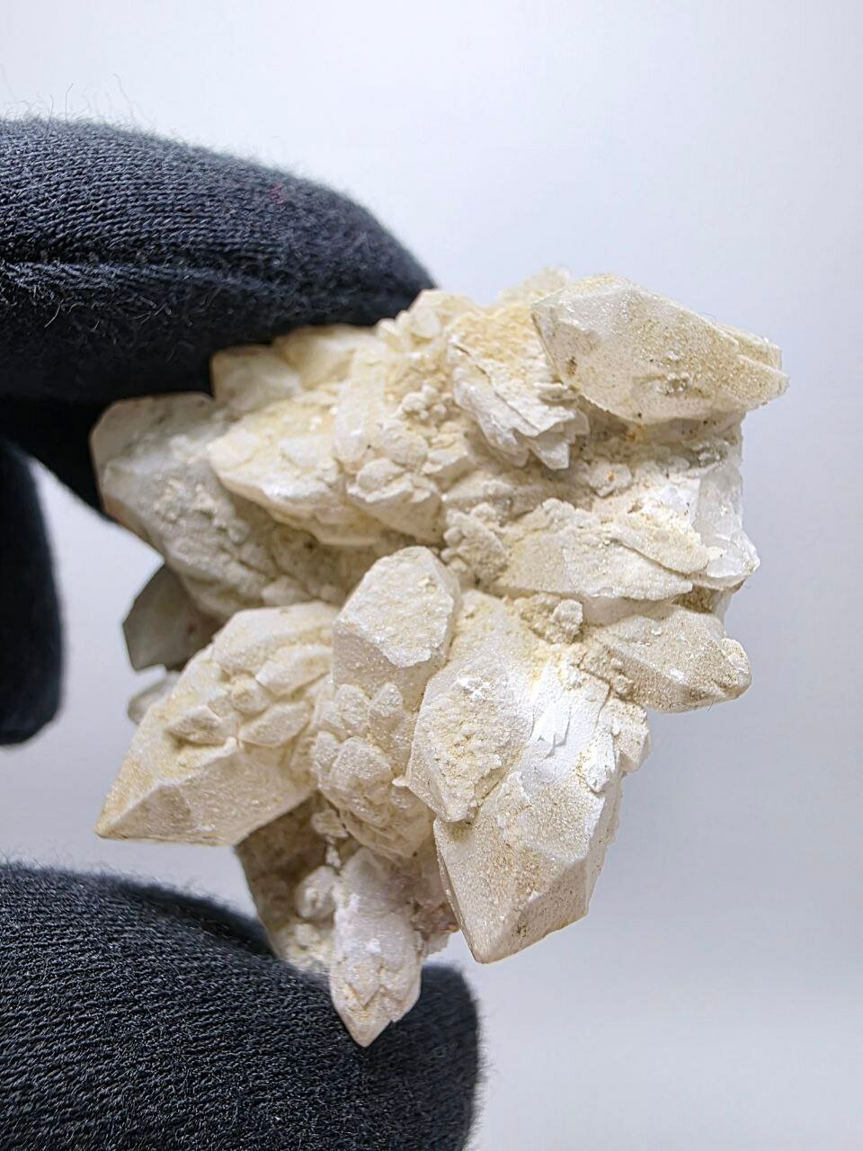 Друза кварца 54 мм, 44 г.