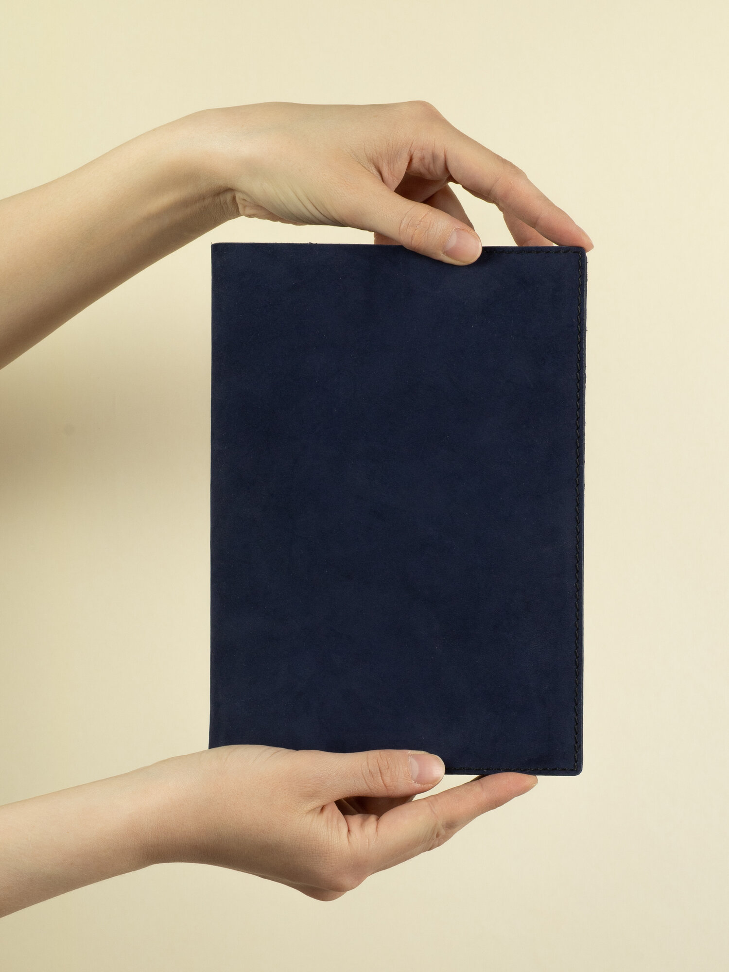 Обложка из натуральной кожи для блокнота и планера/ формат а5/ ручная работа