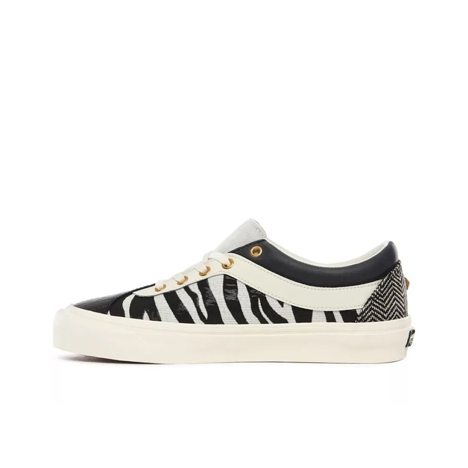 Кроссовки VANS Bold, размер EU 34.5 стопа (21.5CM), белый, — фото 1