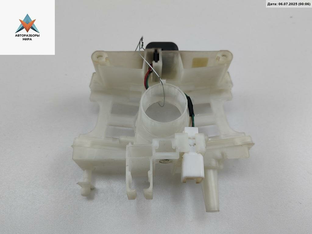 Кнопка аварийной сигнализации Subaru Legacy 3 2001 83111AE33D