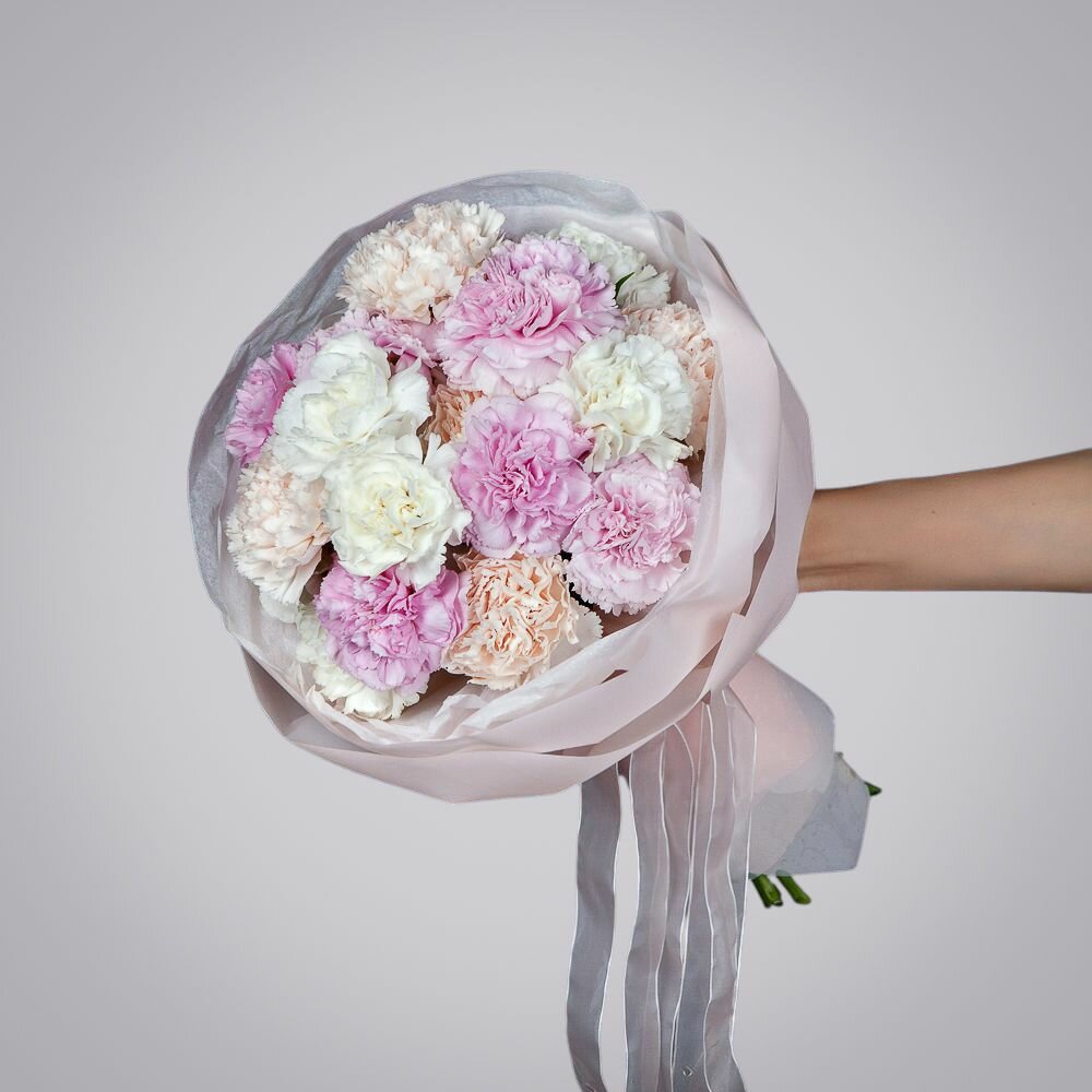 Букет из гвоздик "Клубника со сливками" S