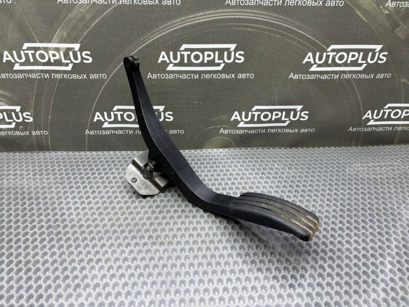 Педаль газа