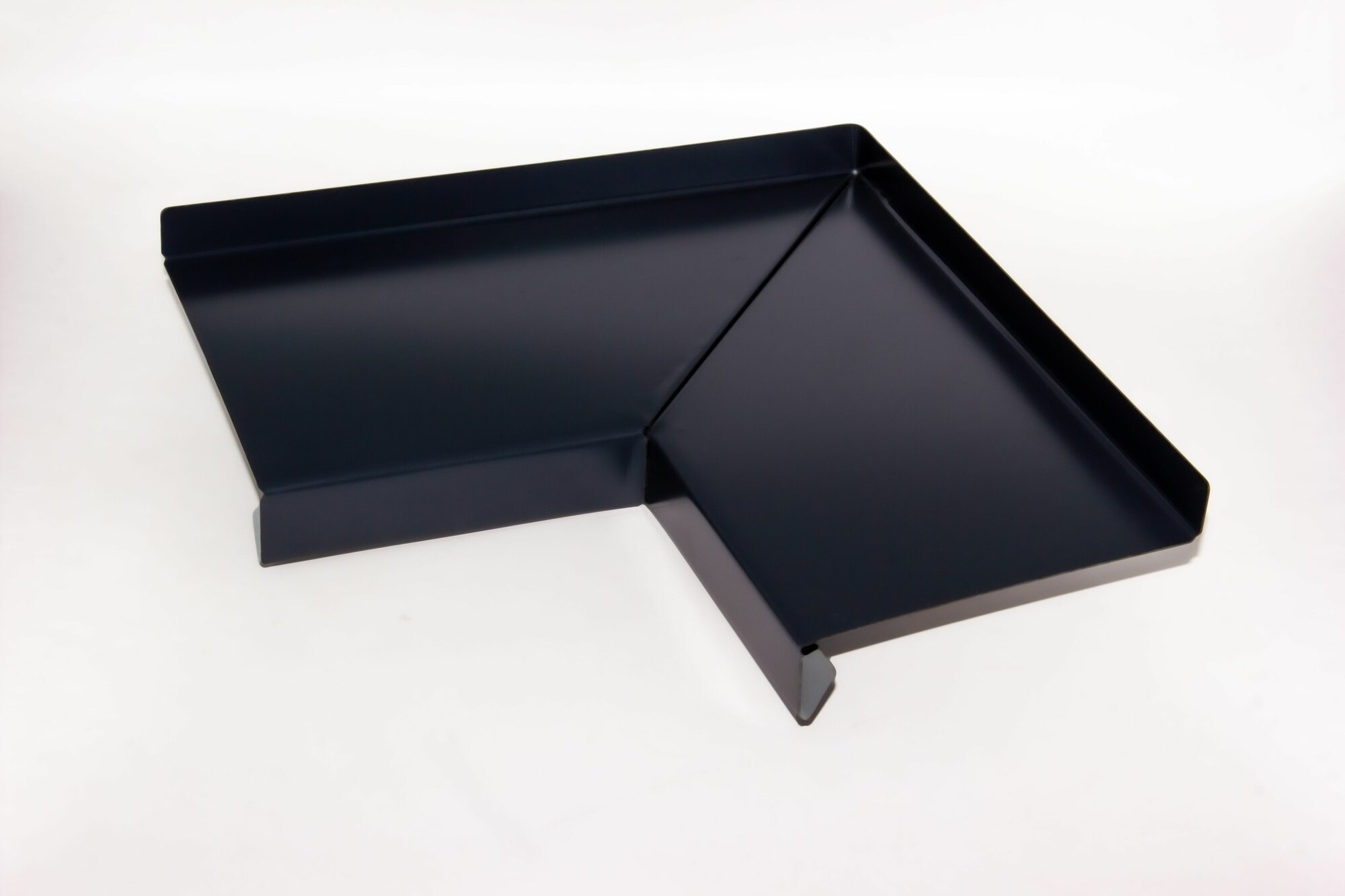 Угол для отлива внутренний серый 7024, полка 150 мм