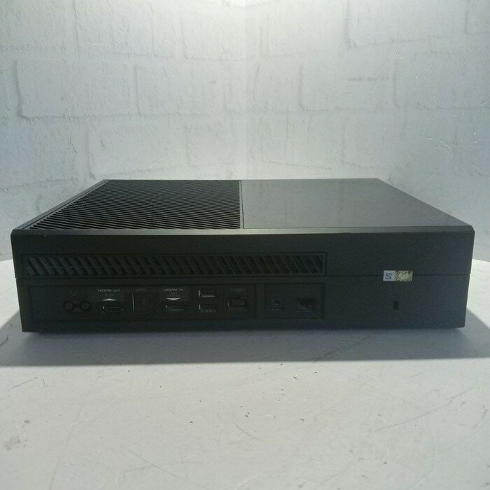 Игровая приставка Microsoft Xbox One S 500 Гб