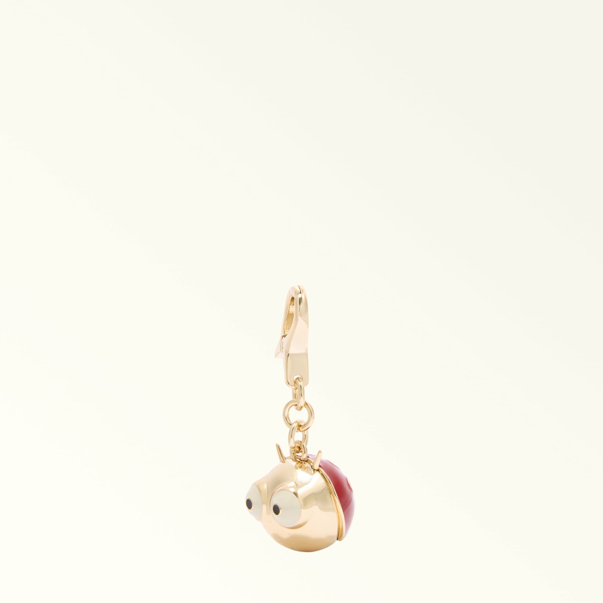 Украшение на сумку