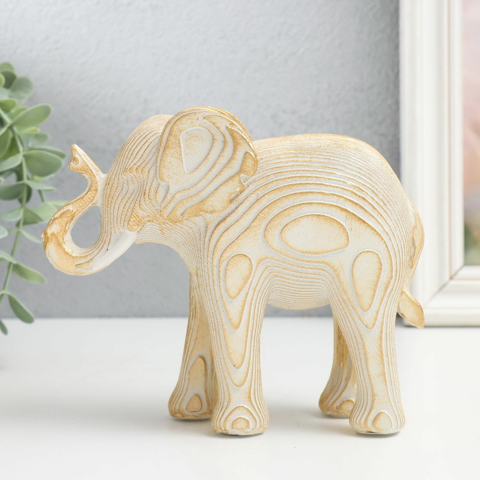 Фигурка полистоун "Белый слон с золотом: слои", 16x7x13.5 см